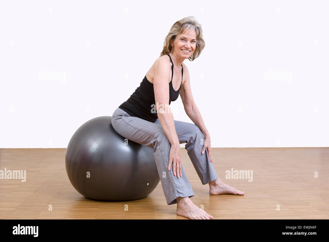 Pilates coach hi-res stock photography and images - Alamy