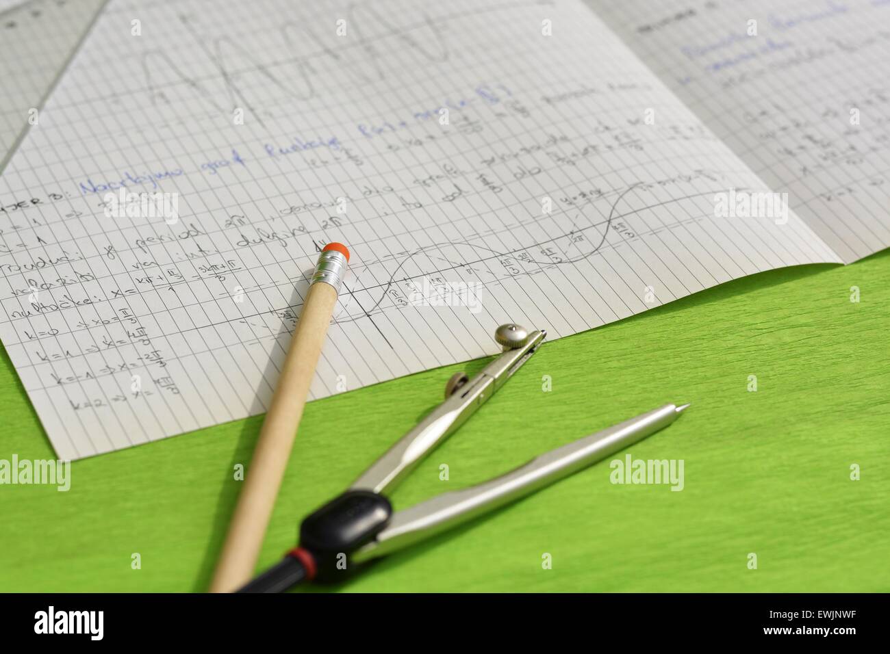 Math equations hi-res stock photography and images - Alamy