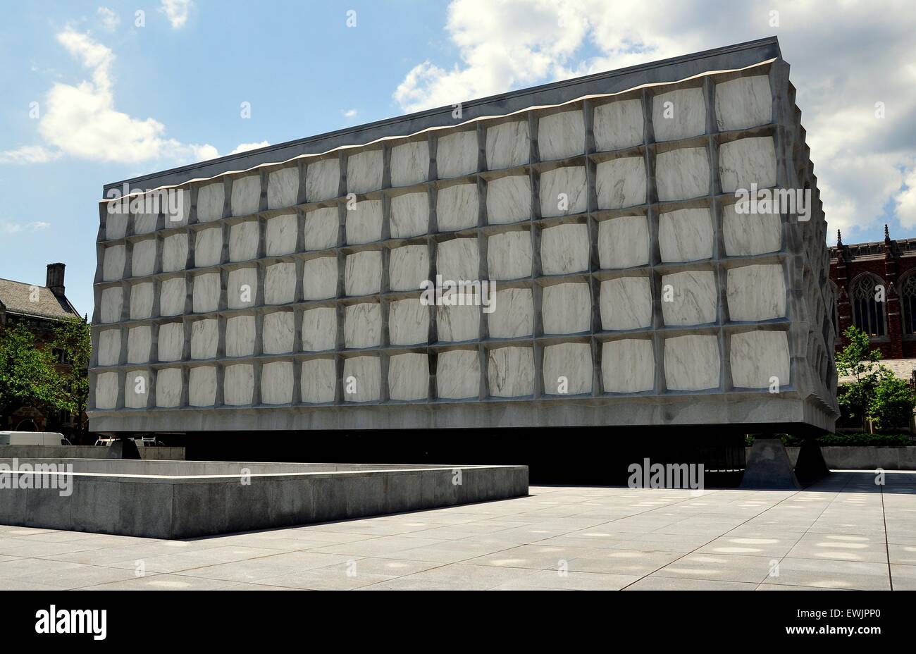 New Haven, Connecticut: The Beinecke Rare Book and Manuscript Library ...