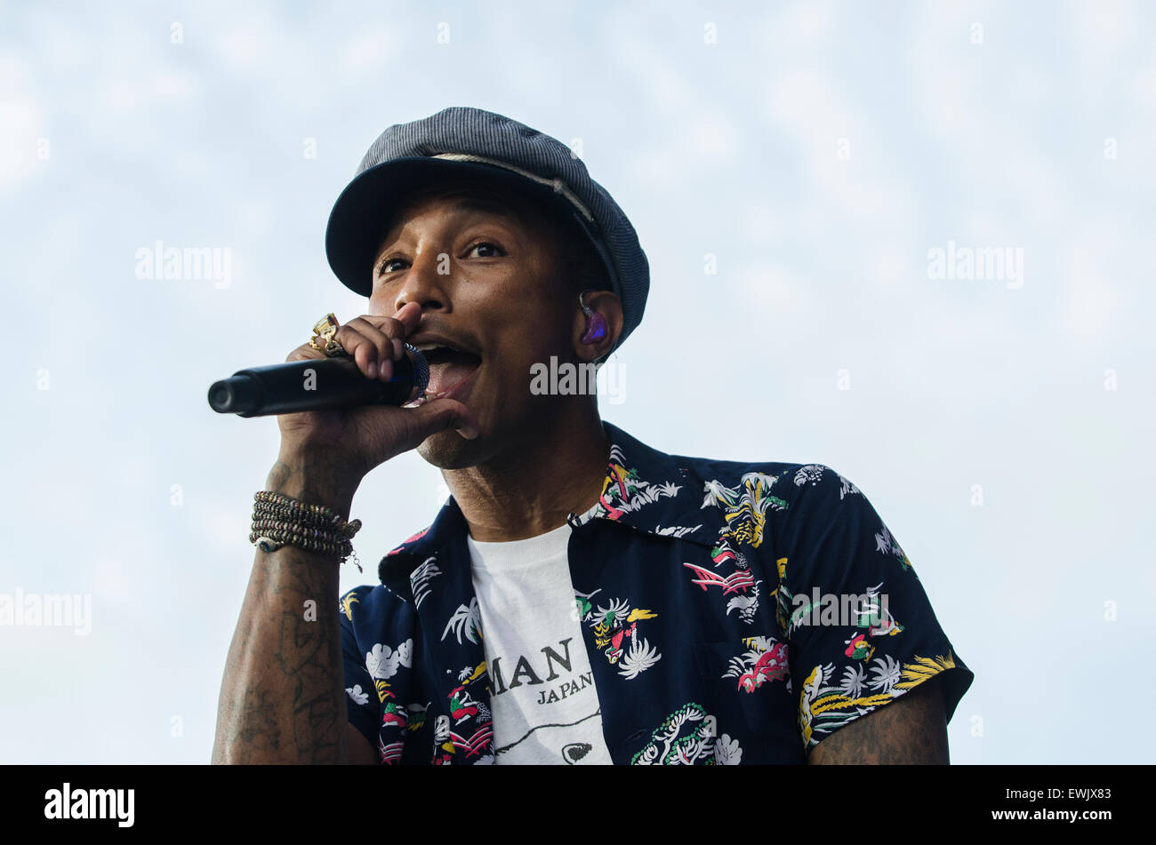 Pharrell williams hi-res stock photography and images - Alamy