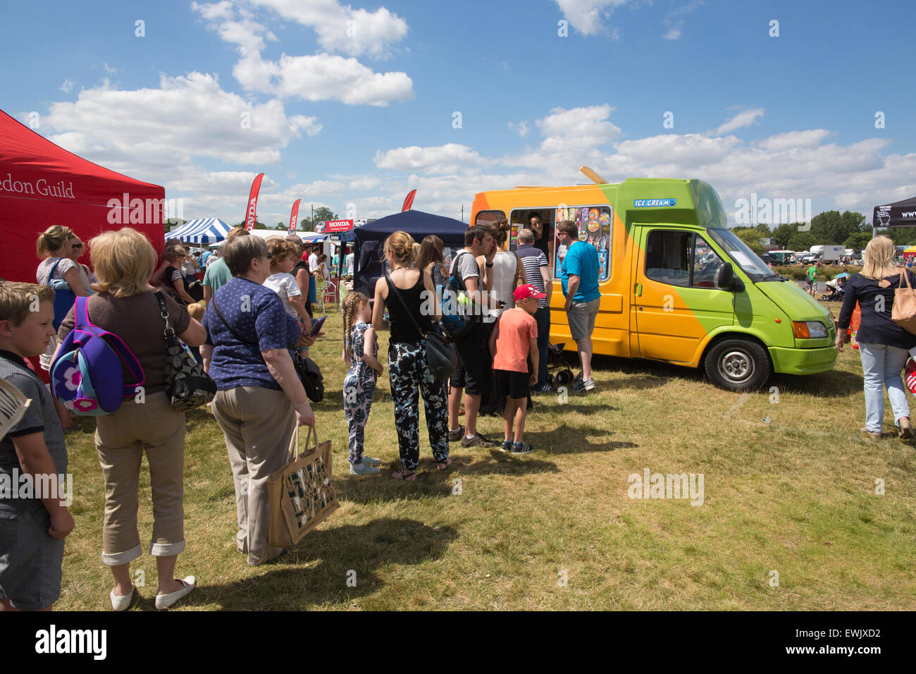 English village fair hi-res stock photography and images - Alamy