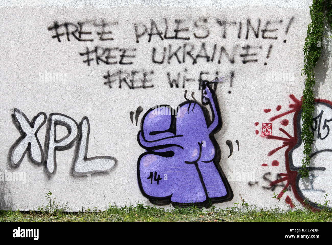 Graffiti in Riga Stock Photo - Alamy