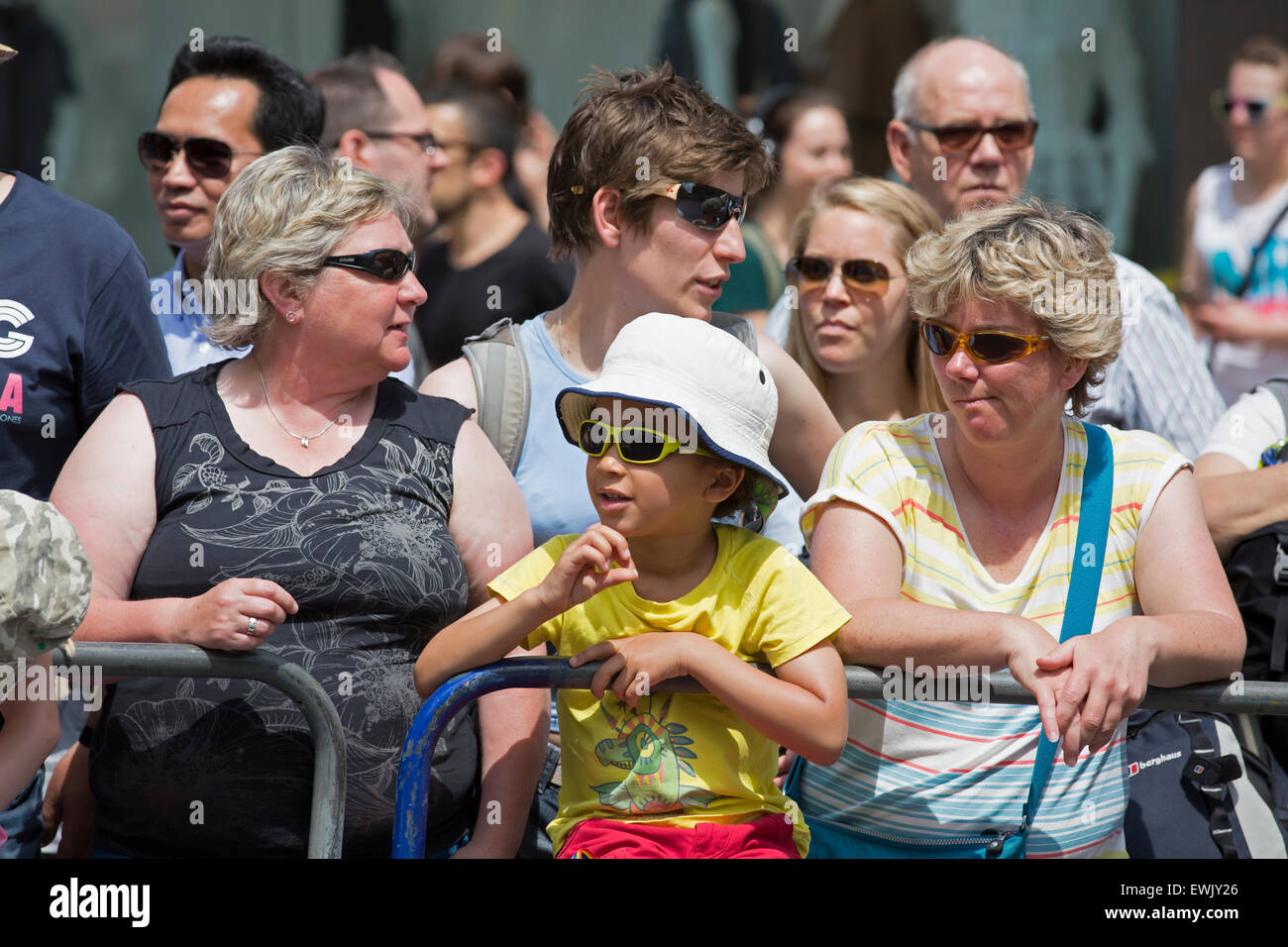Children in gay pride parade hi-res stock photography and images - Alamy