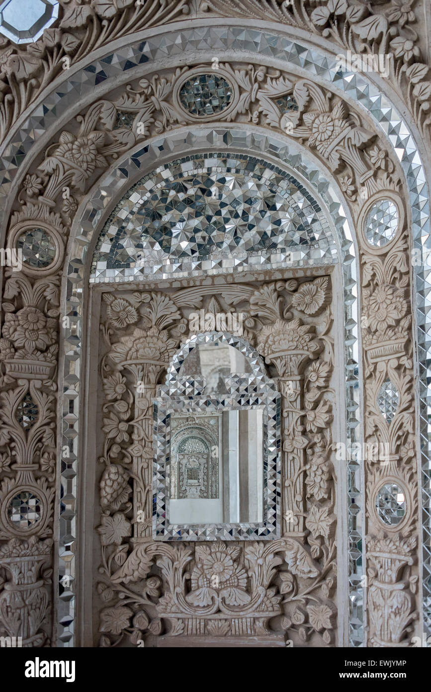 Iranian family room hi-res stock photography and images - Alamy