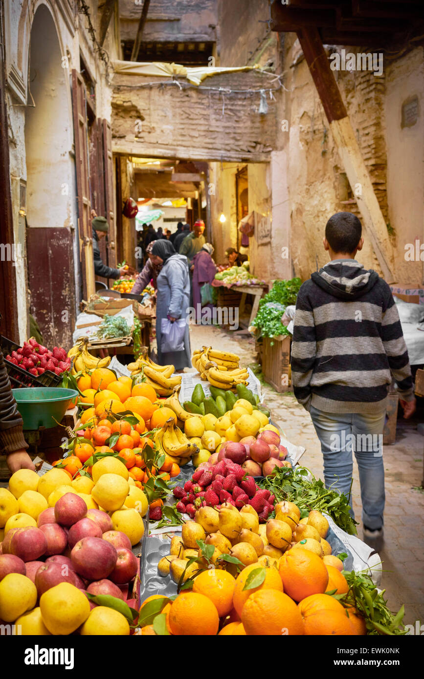 Market stall old medina fez hi-res stock photography and images - Alamy