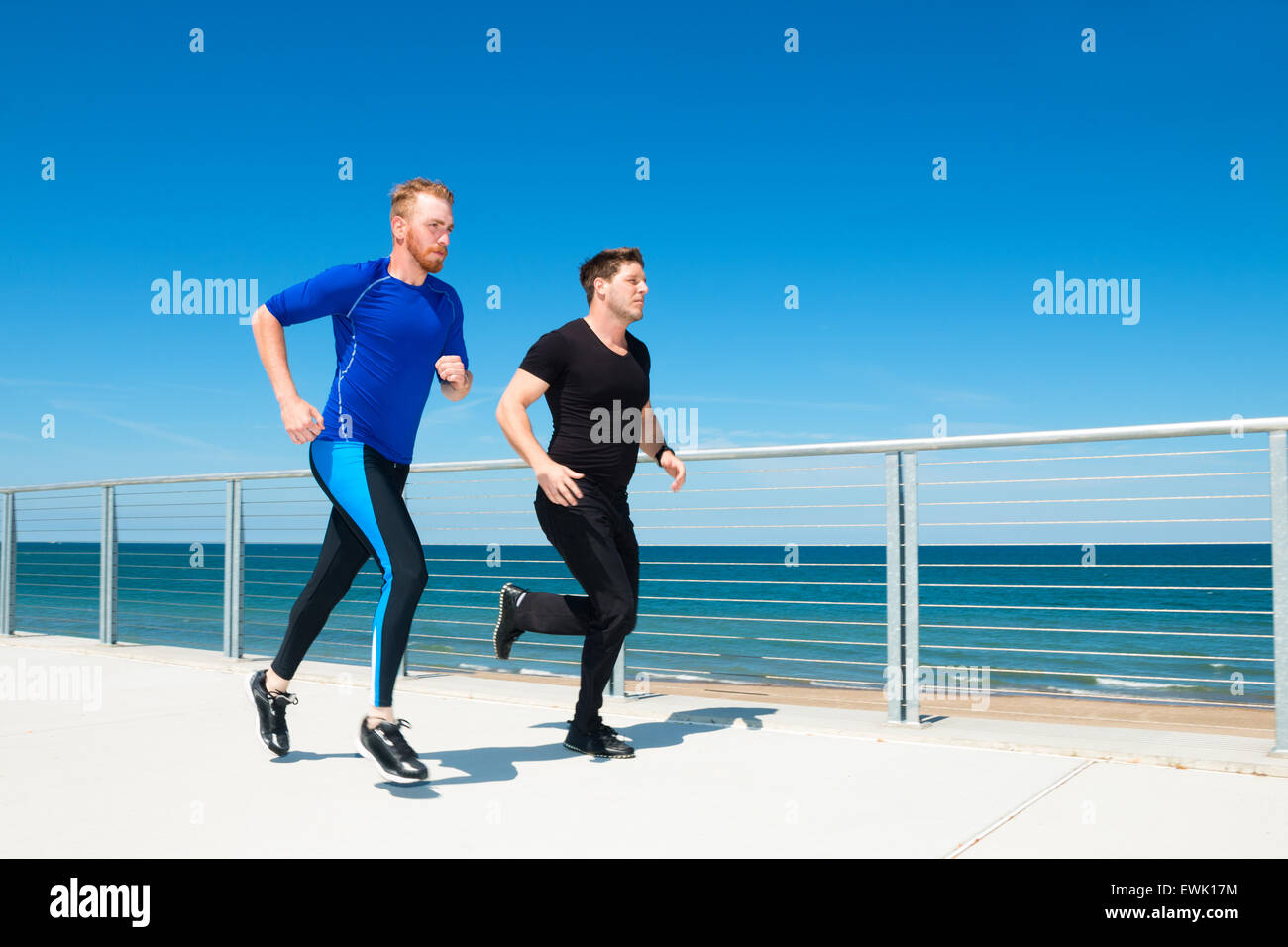 Running runners men hi-res stock photography and images - Alamy