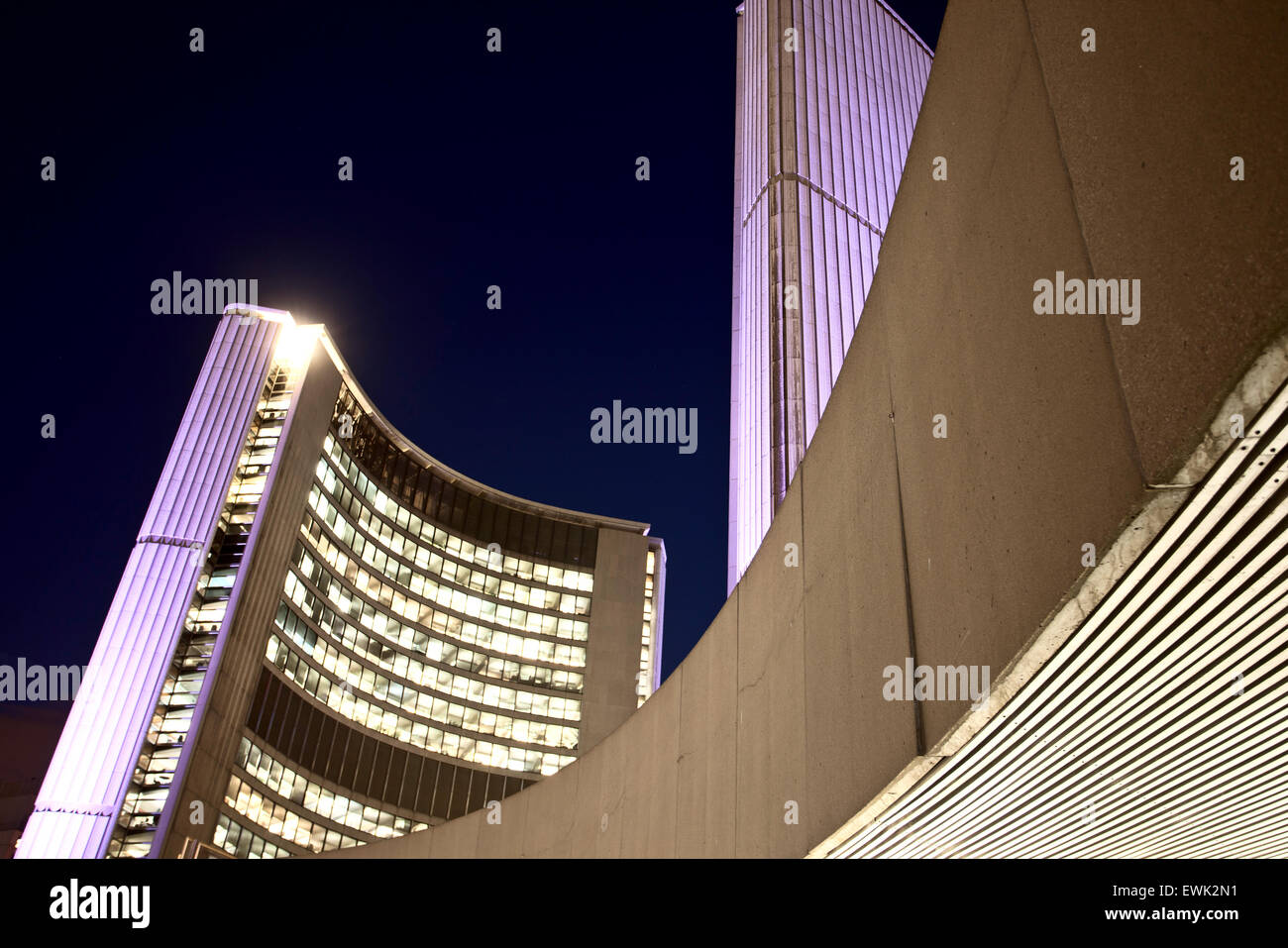 Curved architecture hi-res stock photography and images - Alamy