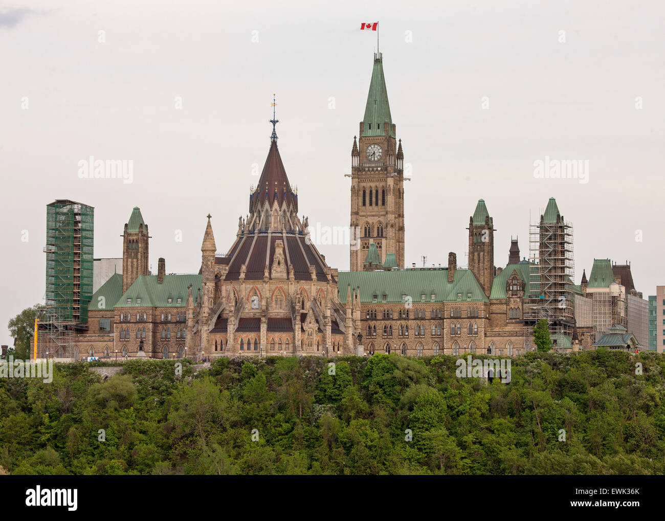 Parliament building ottawa canada hi-res stock photography and images ...