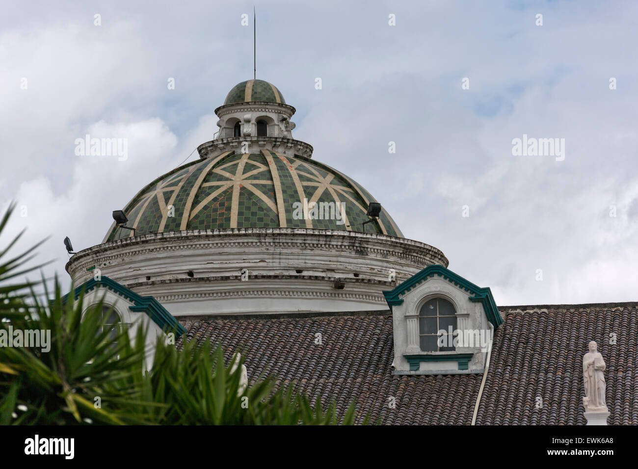 The metropolitan cathedral of quito hi-res stock photography and images ...