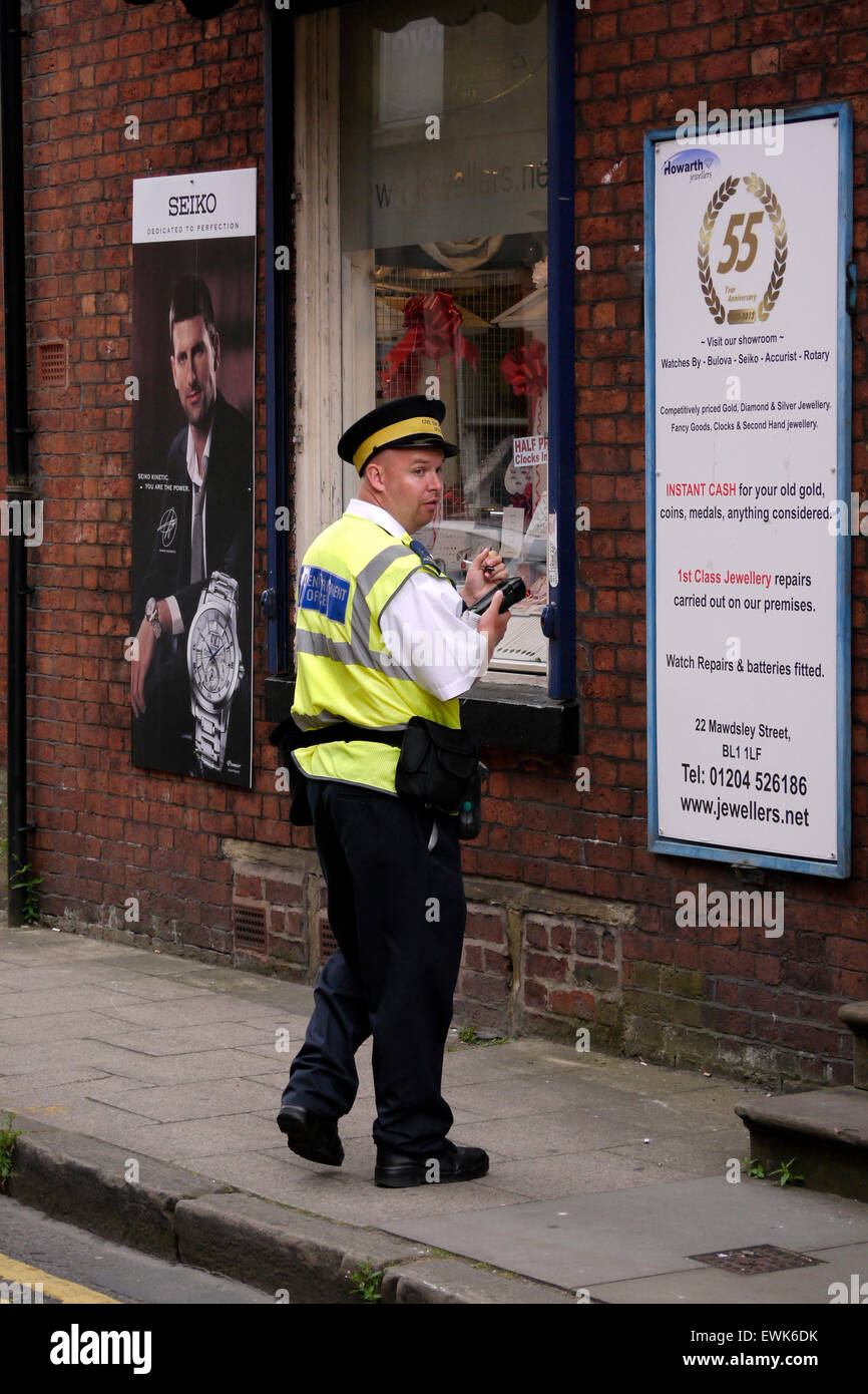 Parking enforcement officer hi-res stock photography and images - Alamy
