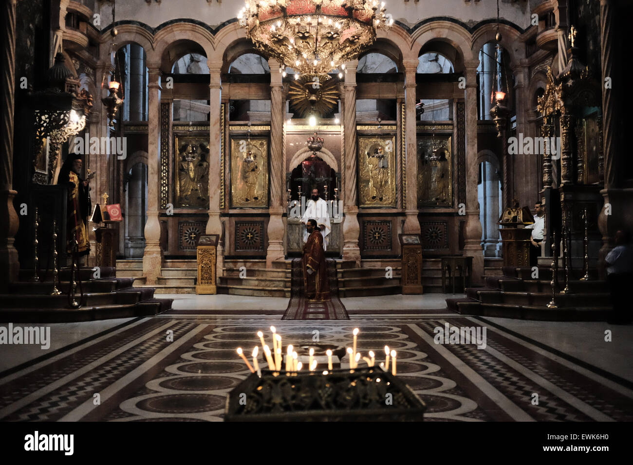 Greek orthodox communion hi-res stock photography and images - Alamy