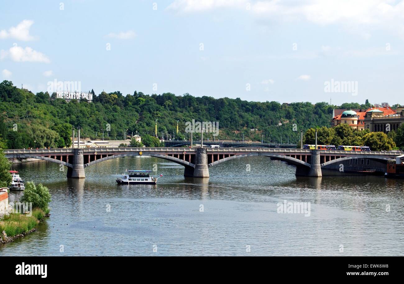 Manesuv most hi-res stock photography and images - Alamy