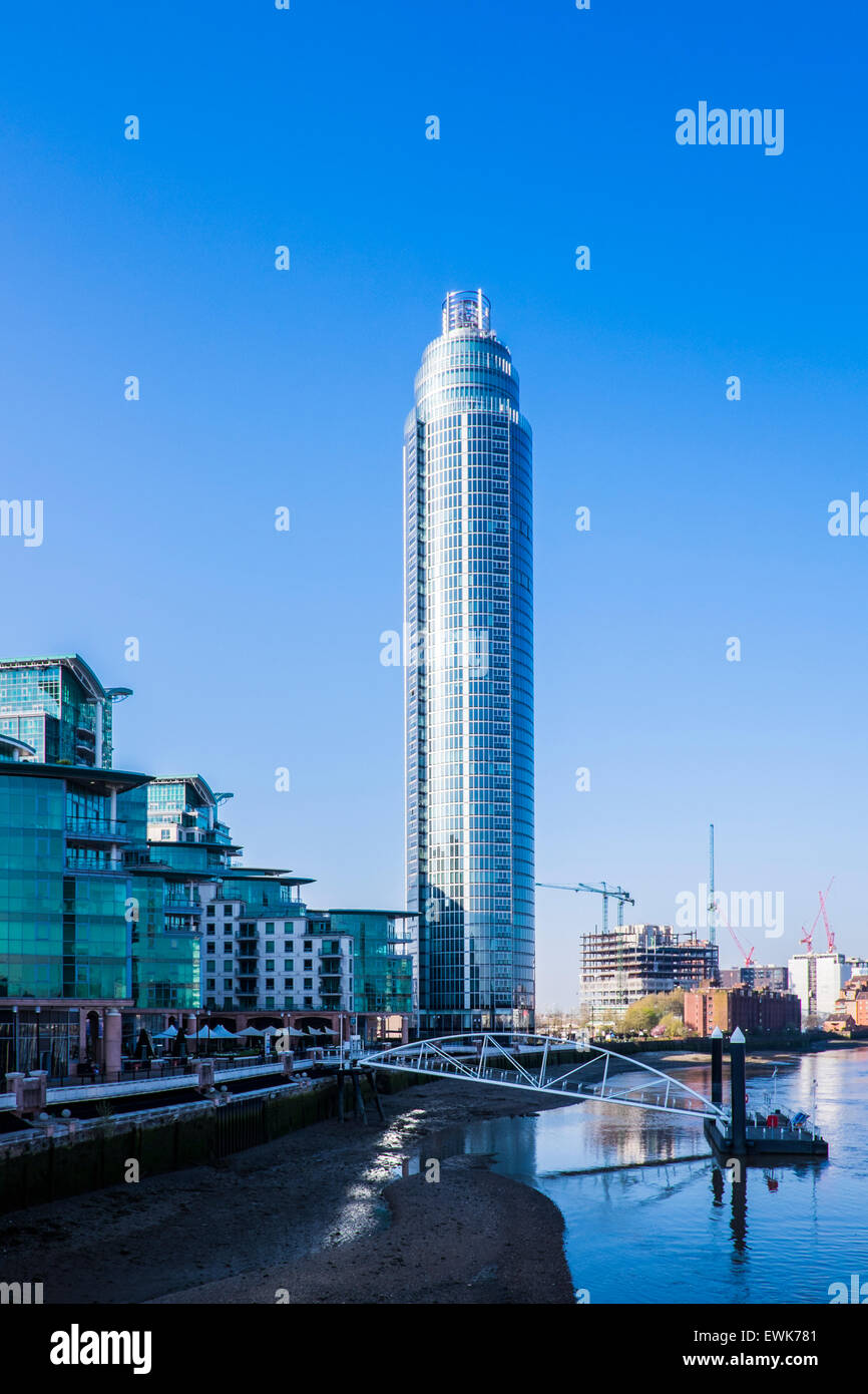 George tower hi-res stock photography and images - Alamy