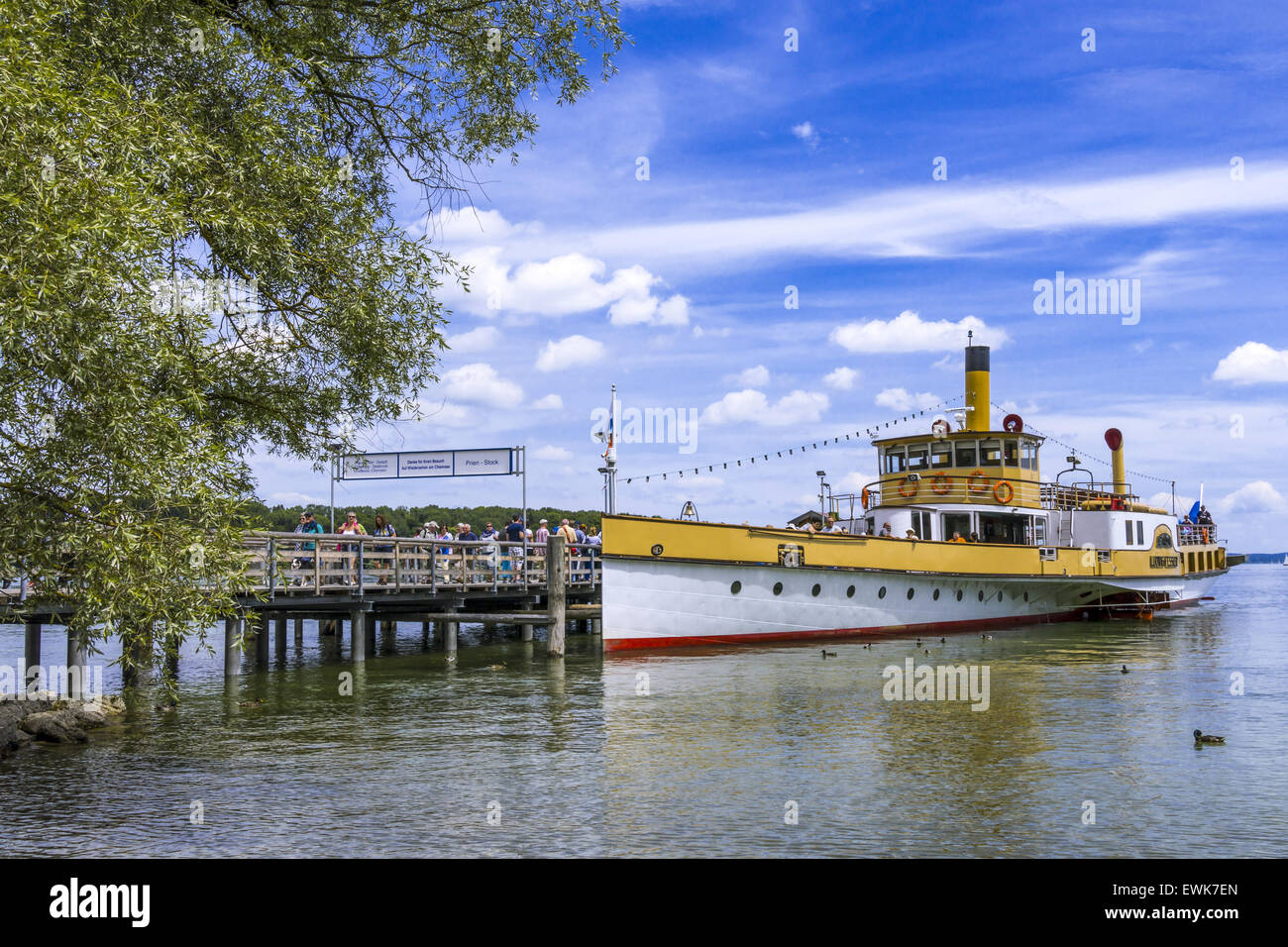 Steamboat landing stage hi-res stock photography and images - Alamy
