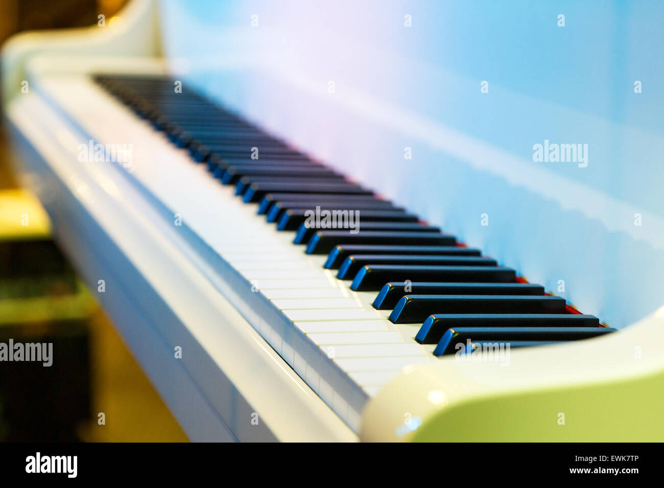 Close-up of piano keys. close frontal view Stock Photo - Alamy