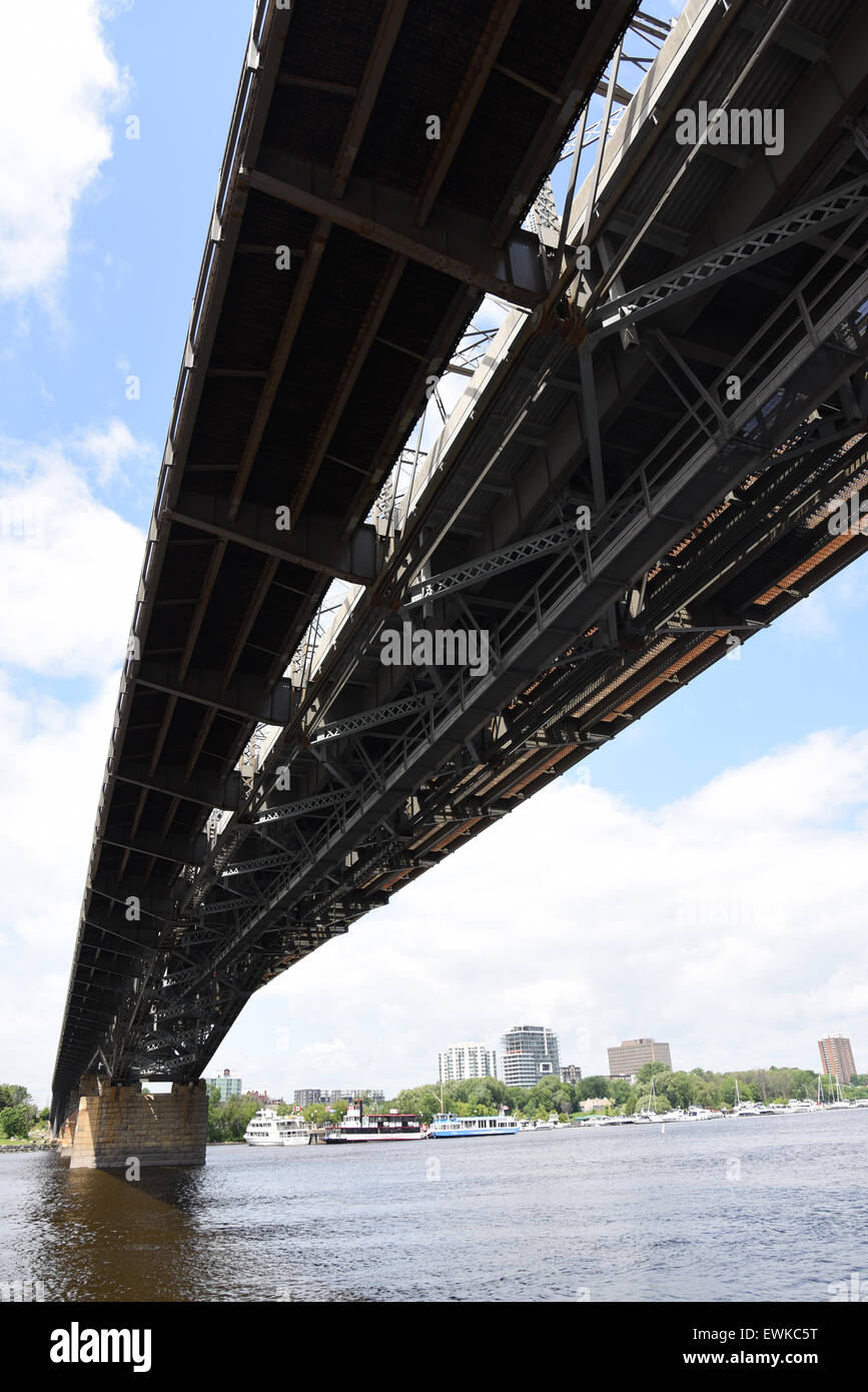 Ottawa, Canada. 15th June, 2015. The Alexandra Bridge photographed from ...