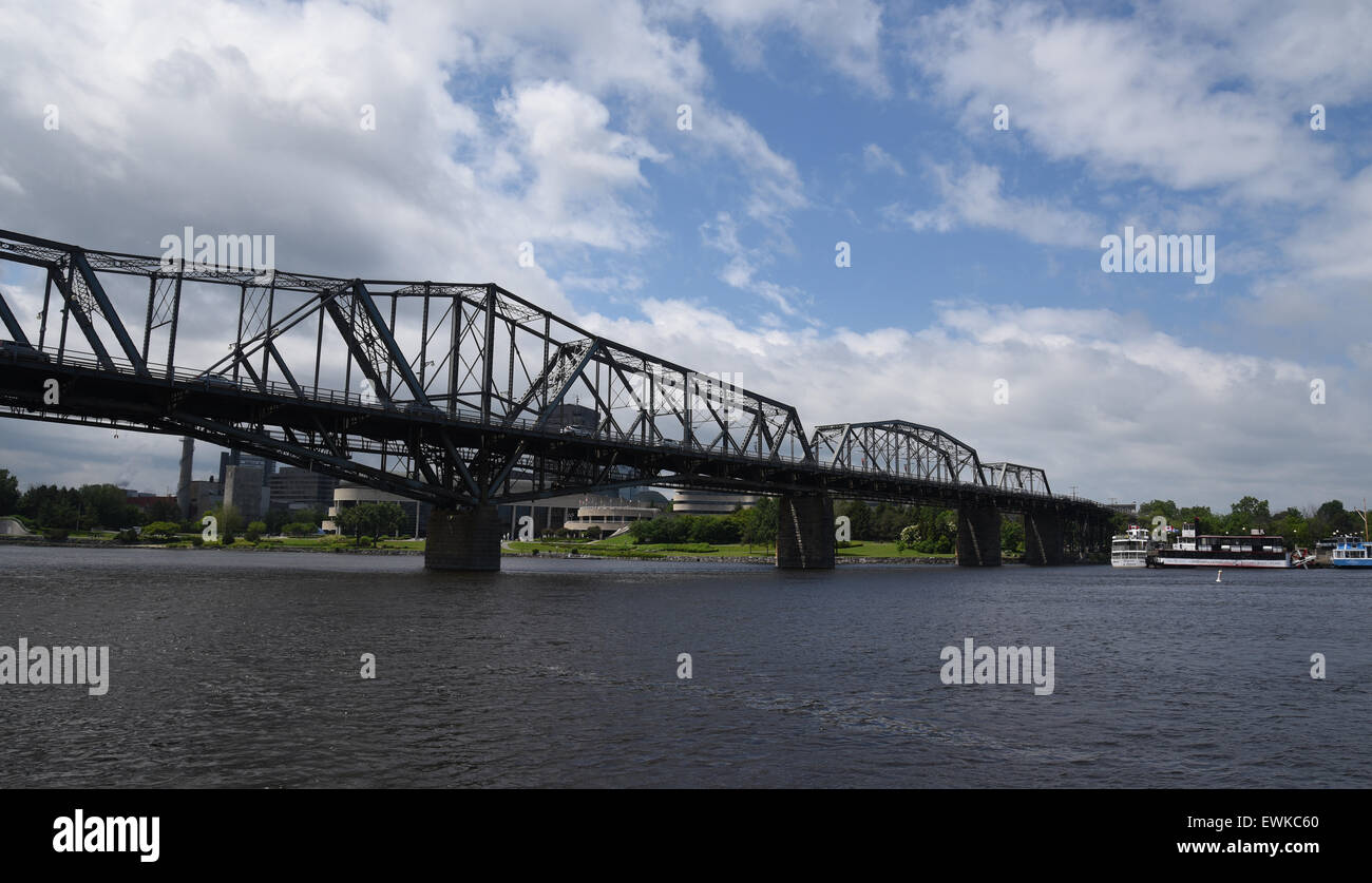 Ottawa, Canada. 15th June, 2015. The Alexandra Bridge photographed from ...