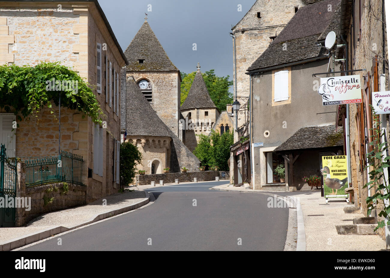 Saint genies nouvelle aquitaine hi-res stock photography and images - Alamy