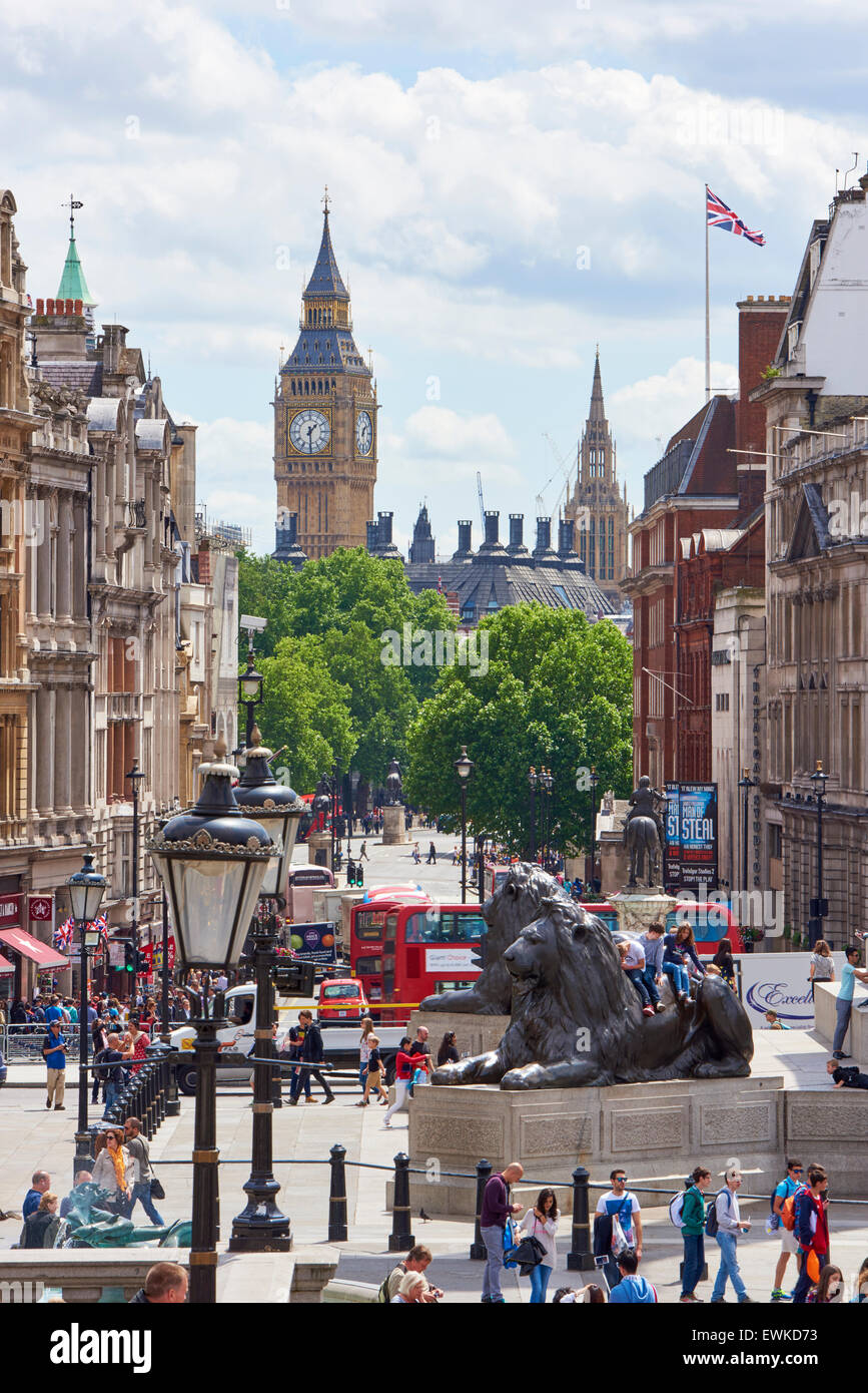 Whitehall buildings trafalgar hi-res stock photography and images - Alamy