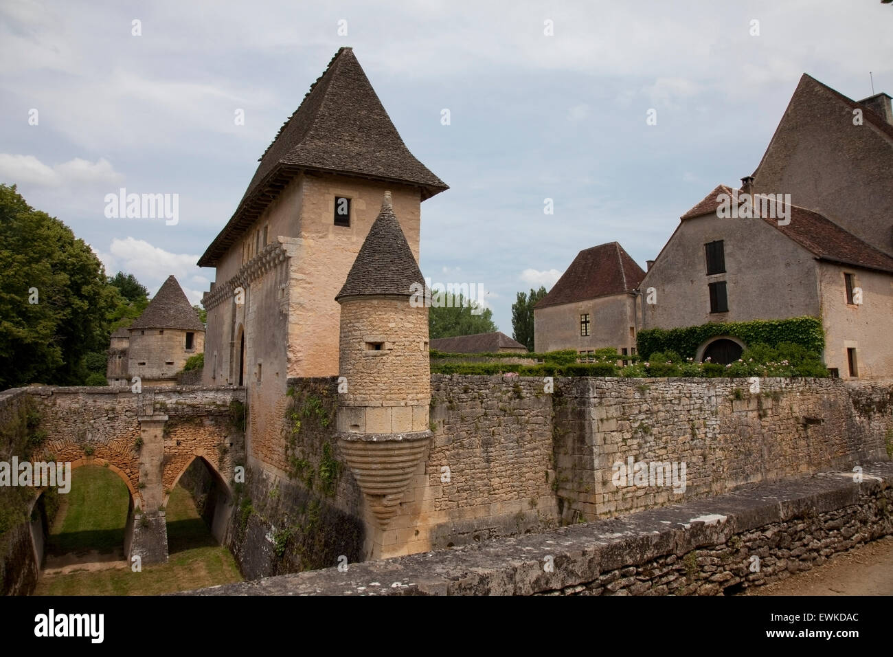 Chateau losse stone hi-res stock photography and images - Alamy