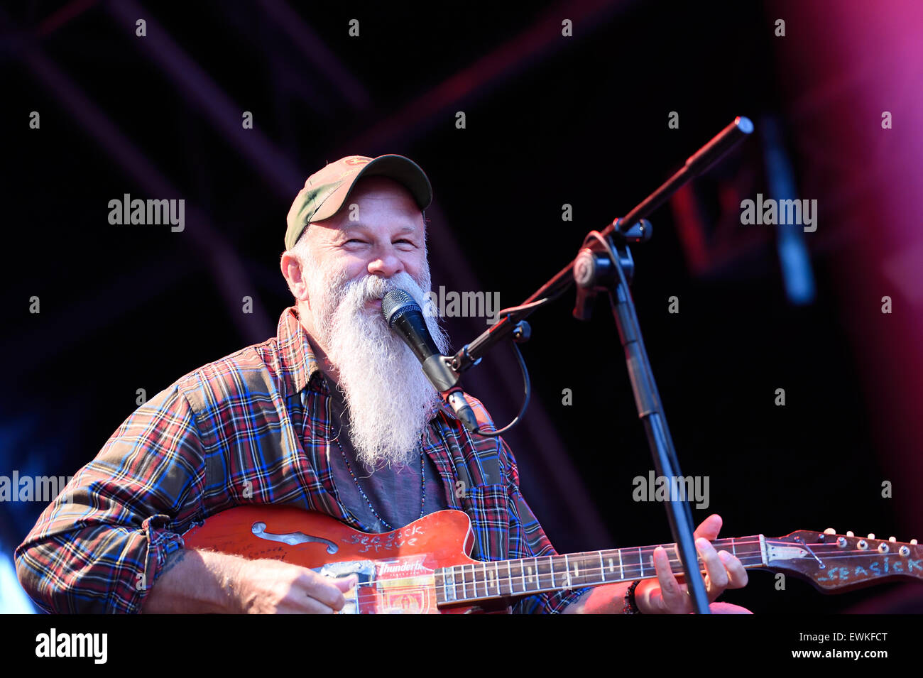 Sick at sea hi-res stock photography and images - Alamy