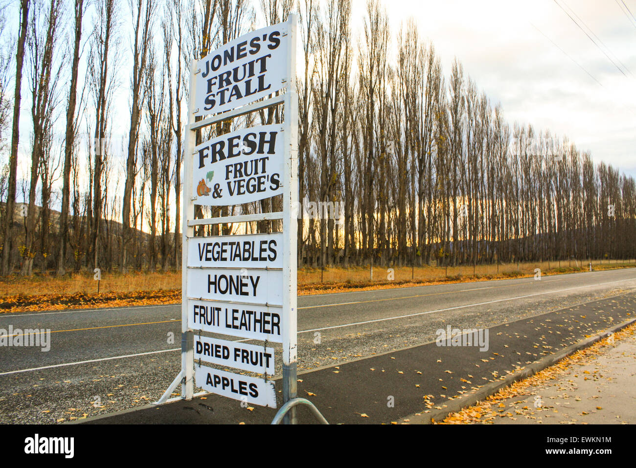 Vegetable or fruit road sign hi-res stock photography and images - Alamy