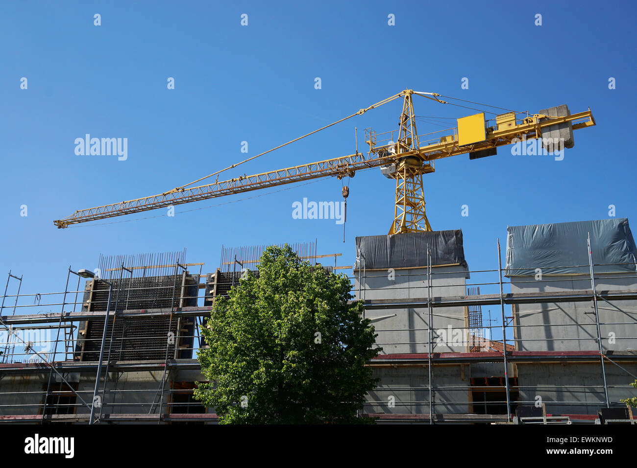Tower crane construction hi-res stock photography and images - Alamy