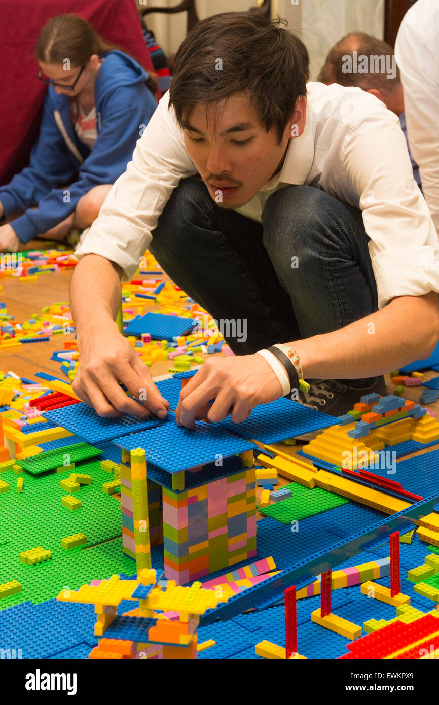 Lego architects hi-res stock photography and images - Alamy