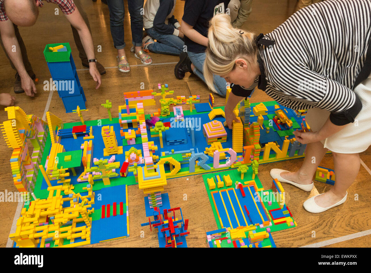 Lego architects hi-res stock photography and images - Alamy