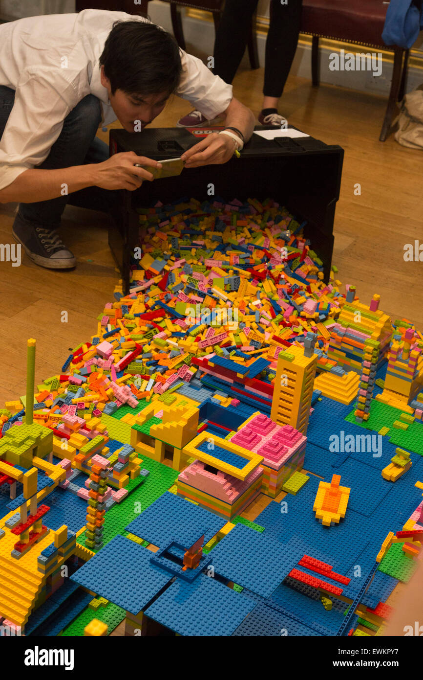 Lego architects hi-res stock photography and images - Alamy