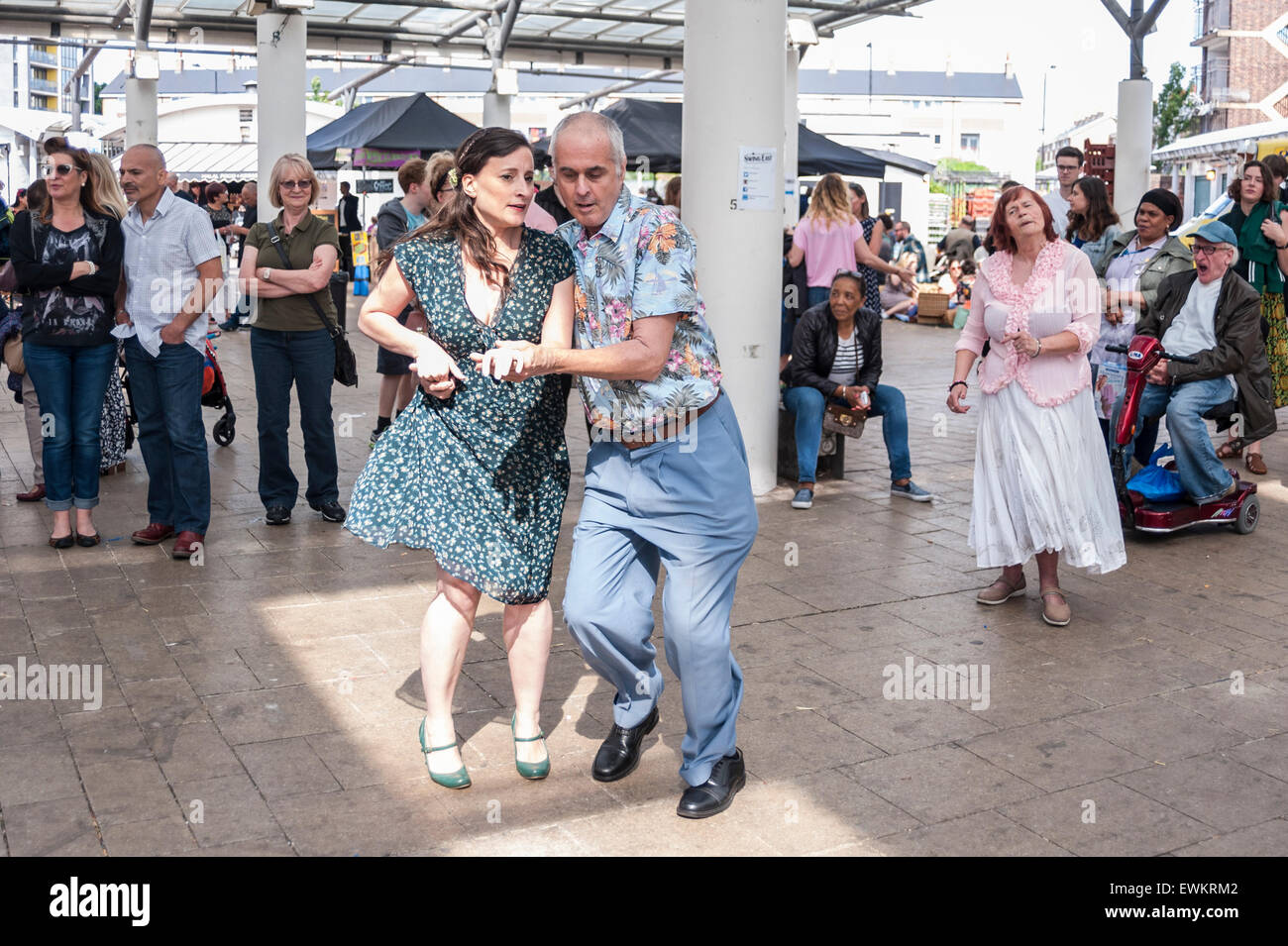 Swing dance fifties hi-res stock photography and images - Alamy