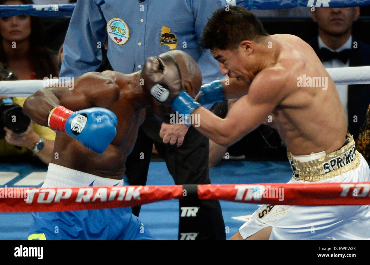 Carson CA. 27th June, 2015. (in blue trunks ) Timothy Bradley goes 12 ...