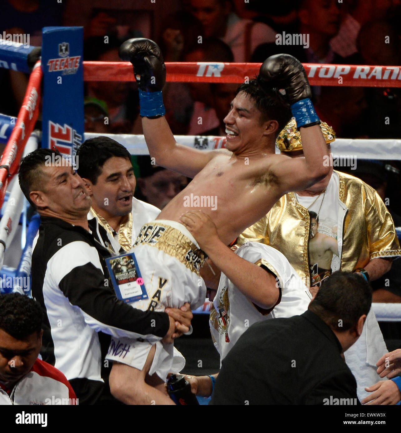 Carson CA. 27th June, 2015. (in white trunks ) Jessie Vargas over ...