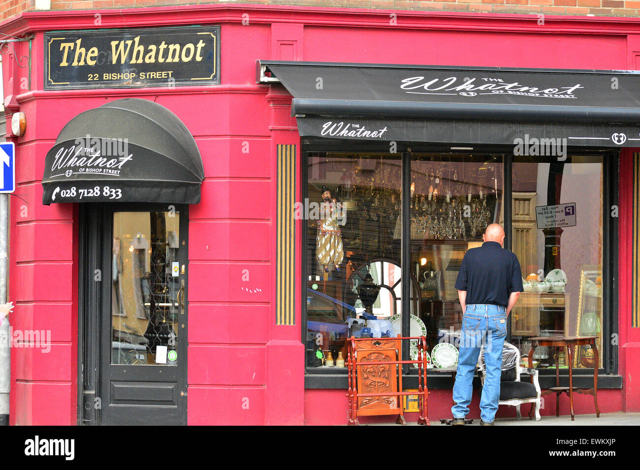 Irish shop window display hi-res stock photography and images - Alamy
