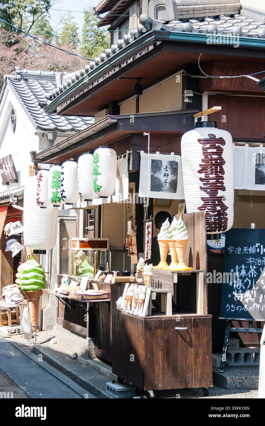 Japanese ice creams shop hi-res stock photography and images - Alamy