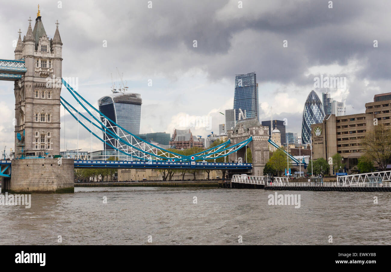Victorian Tower Bridge High Resolution Stock Photography and Images - Alamy