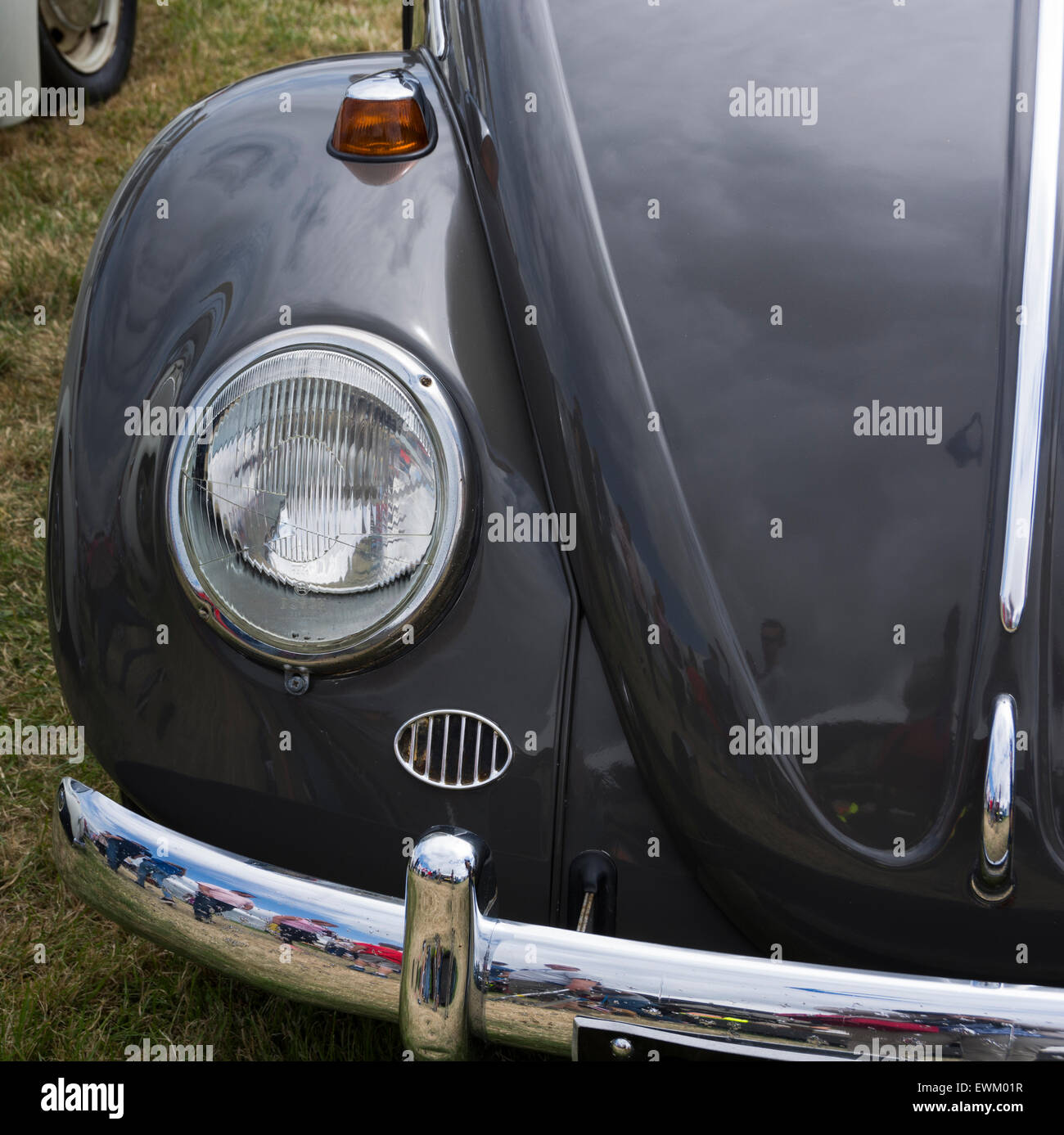 Front wing of vw beetle hi-res stock photography and images - Alamy
