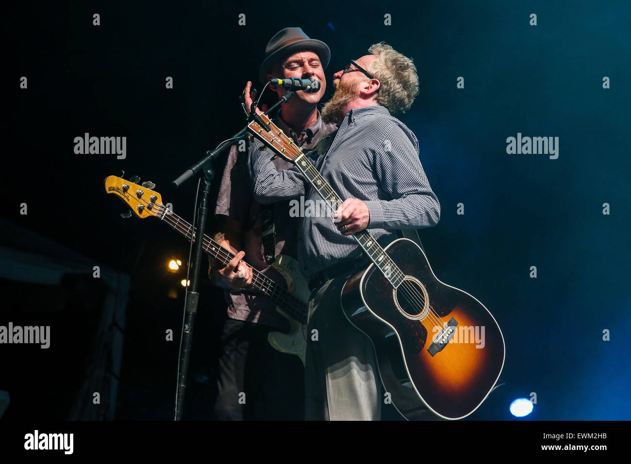 Raleigh, North Carolina, USA. 16th June, 2015. Music Artist FLOGGING ...