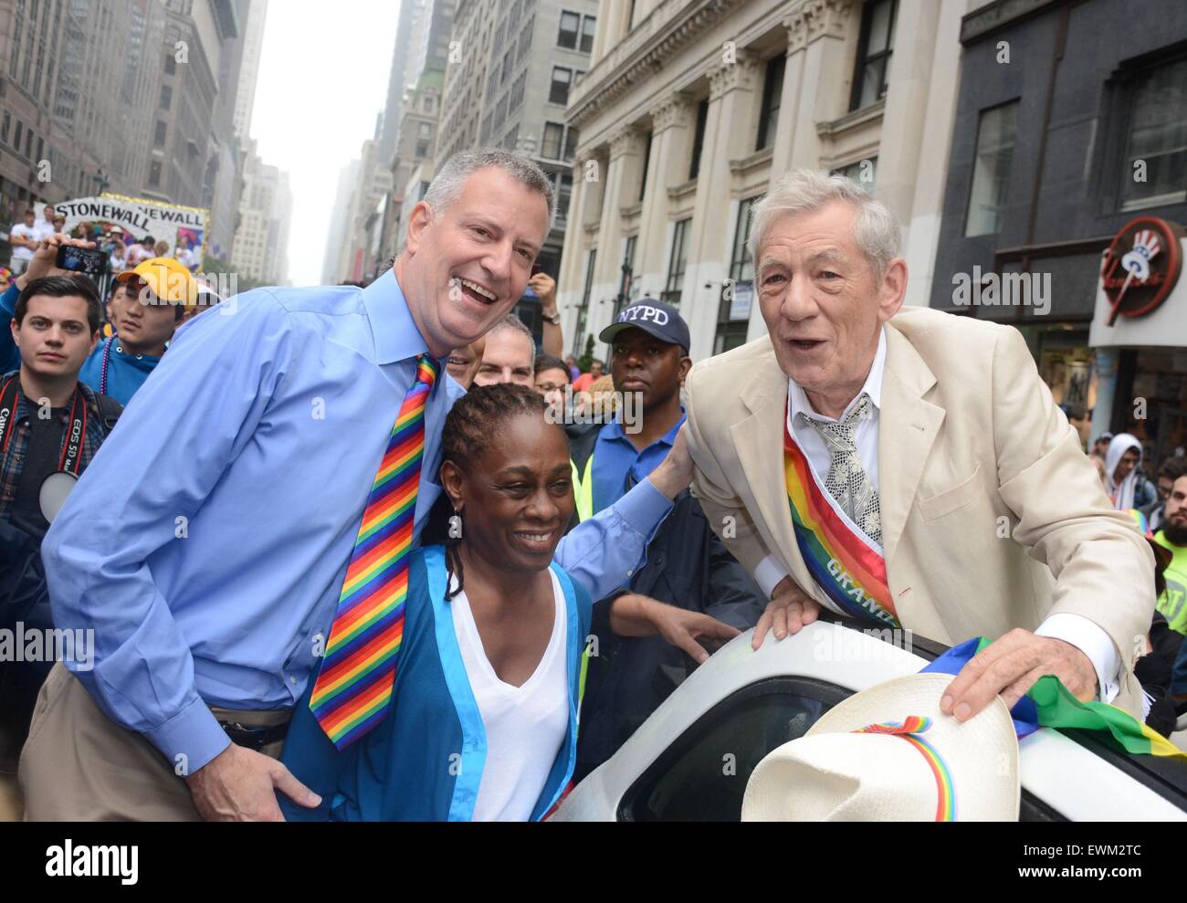 New York, NY, USA. 28th June, 2015. NYC Mayor Bill de Blasio with wife ...