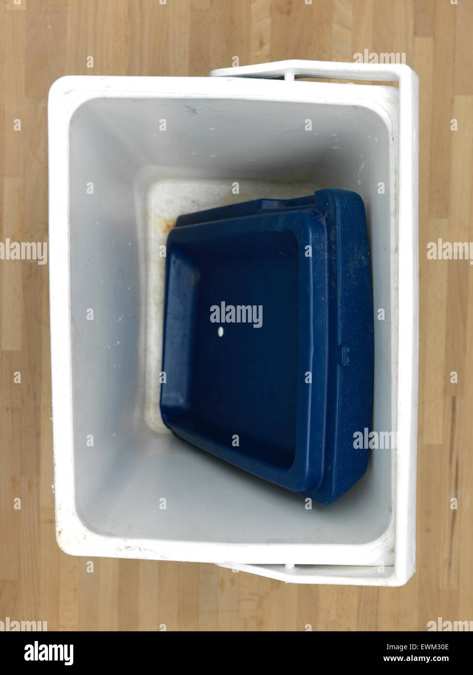 A close up shot of an Australian style esky Stock Photo - Alamy