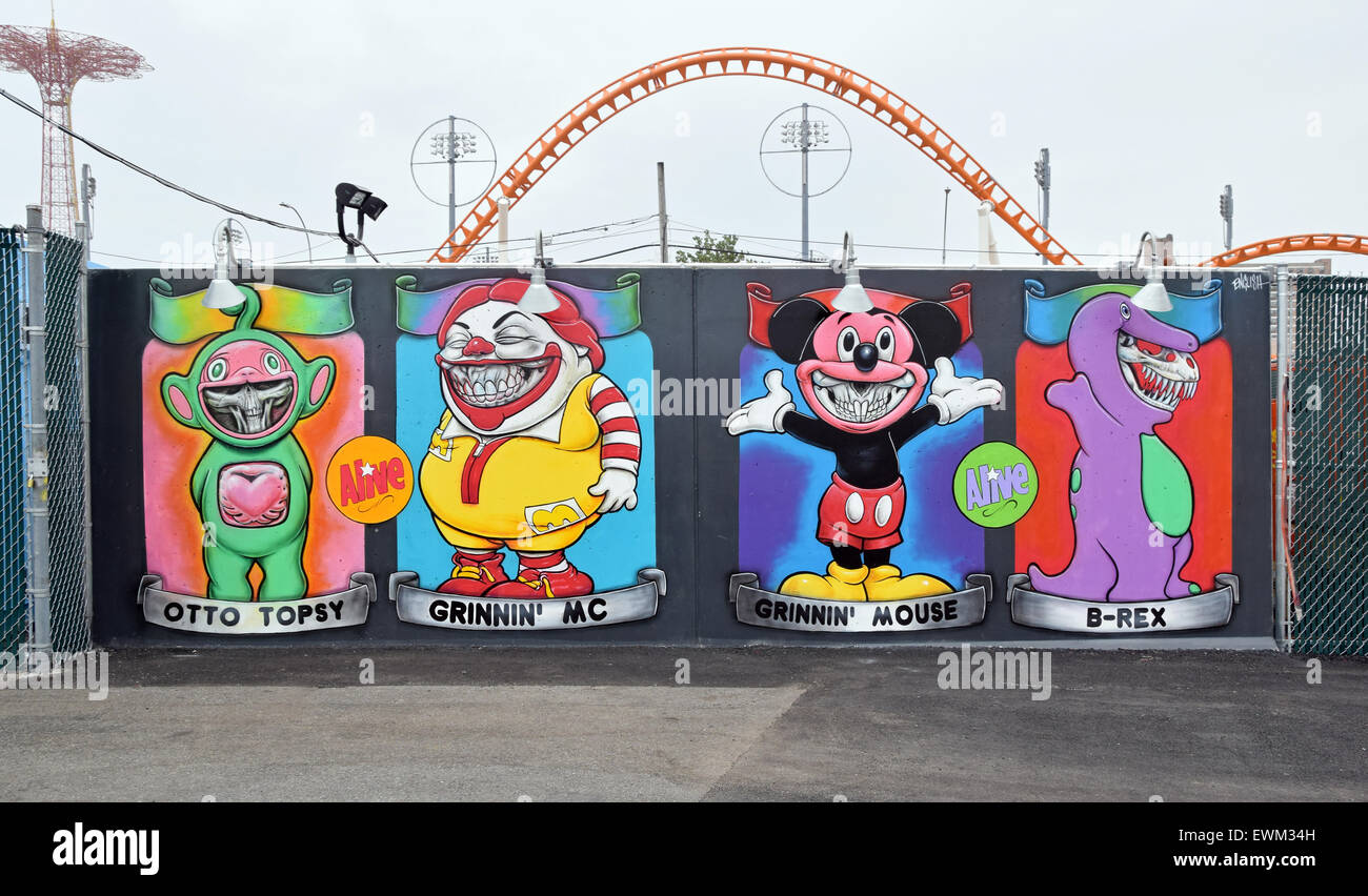 One of the 30 or so CONEY ART WALLS in Coney Island, Brooklyn, New York ...