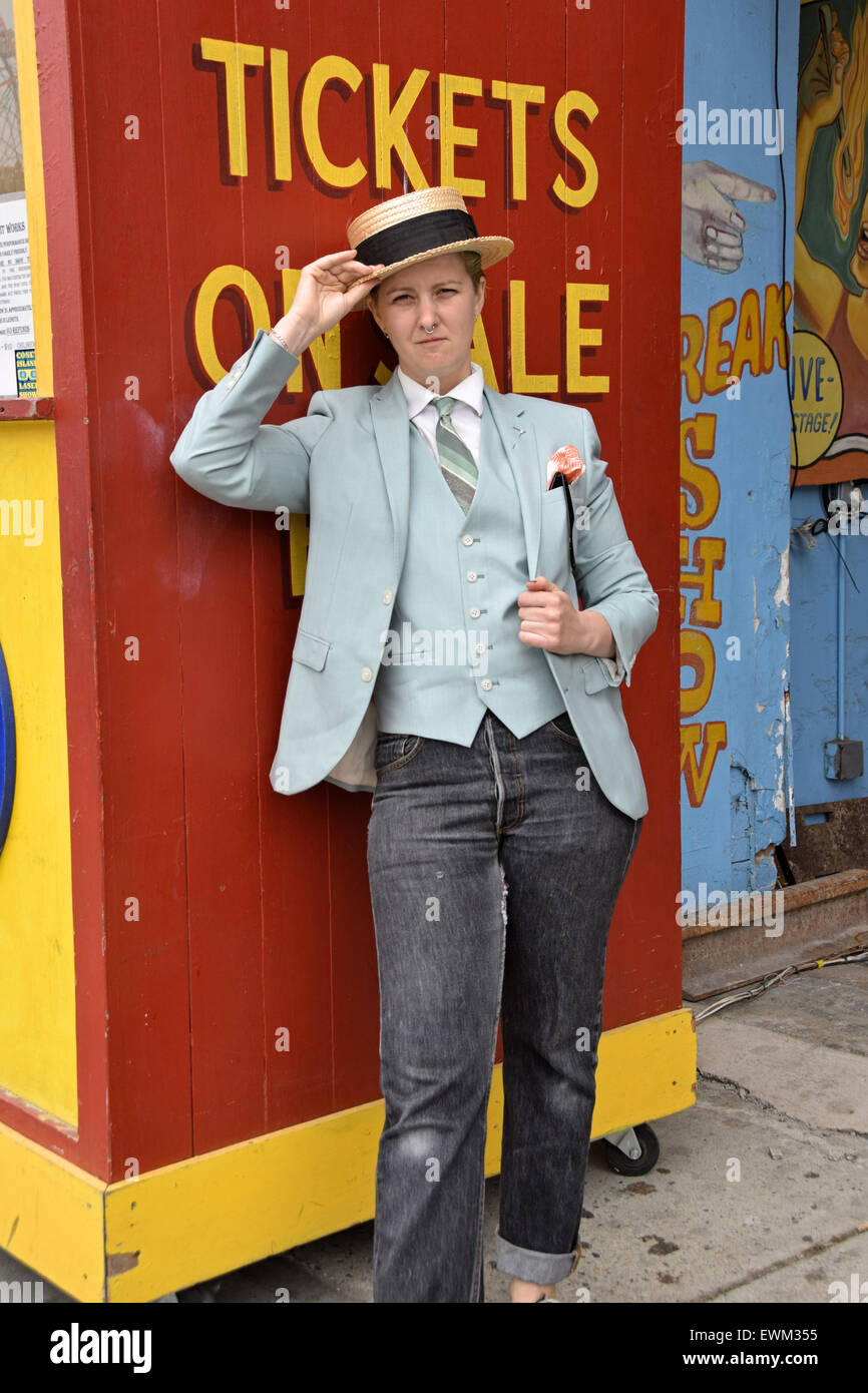 Carnival barker hi-res stock photography and images - Alamy