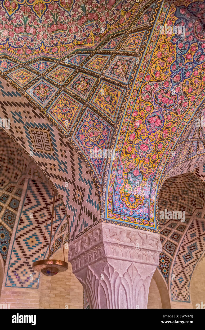 Nasir Al-Mulk Mosque ceiling detail Stock Photo - Alamy