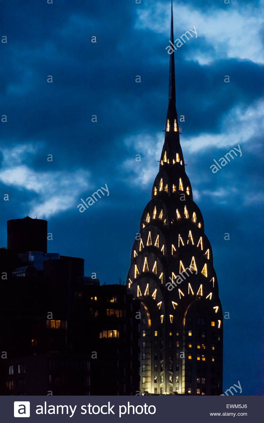 Chrysler Building Night Stock Photos & Chrysler Building Night Stock ...