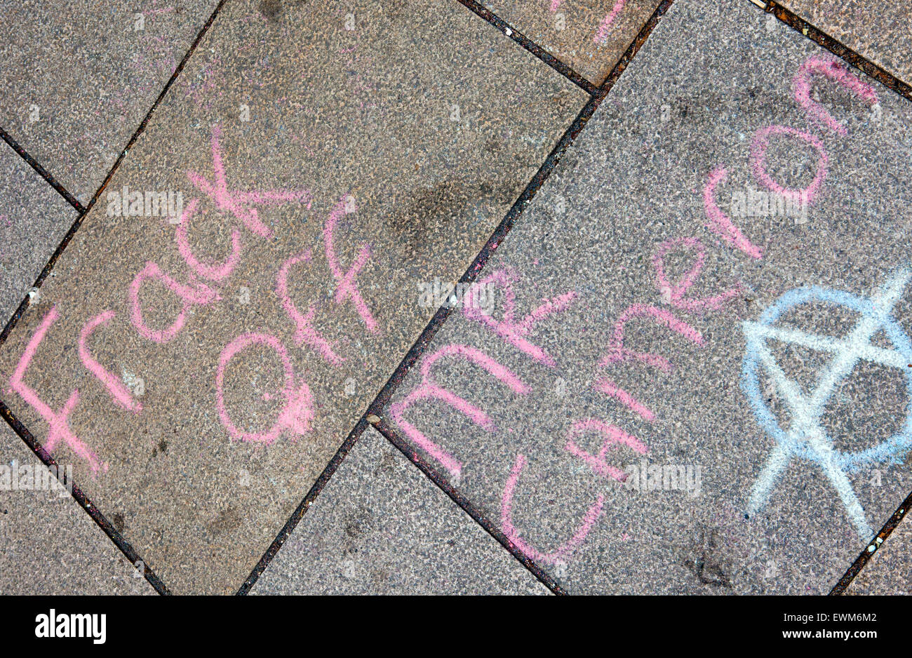 a cuadrilla plumpton frack off anti protest shale gas extraction ...