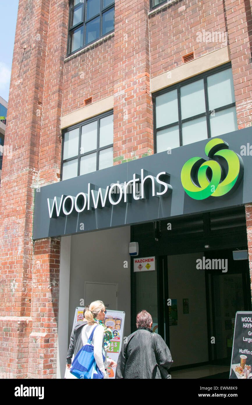 Woolworths supermarket entrance hi-res stock photography and images - Alamy