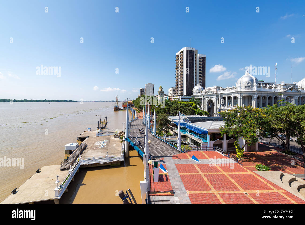 Guayaquil malecon boardwalk hi-res stock photography and images - Alamy