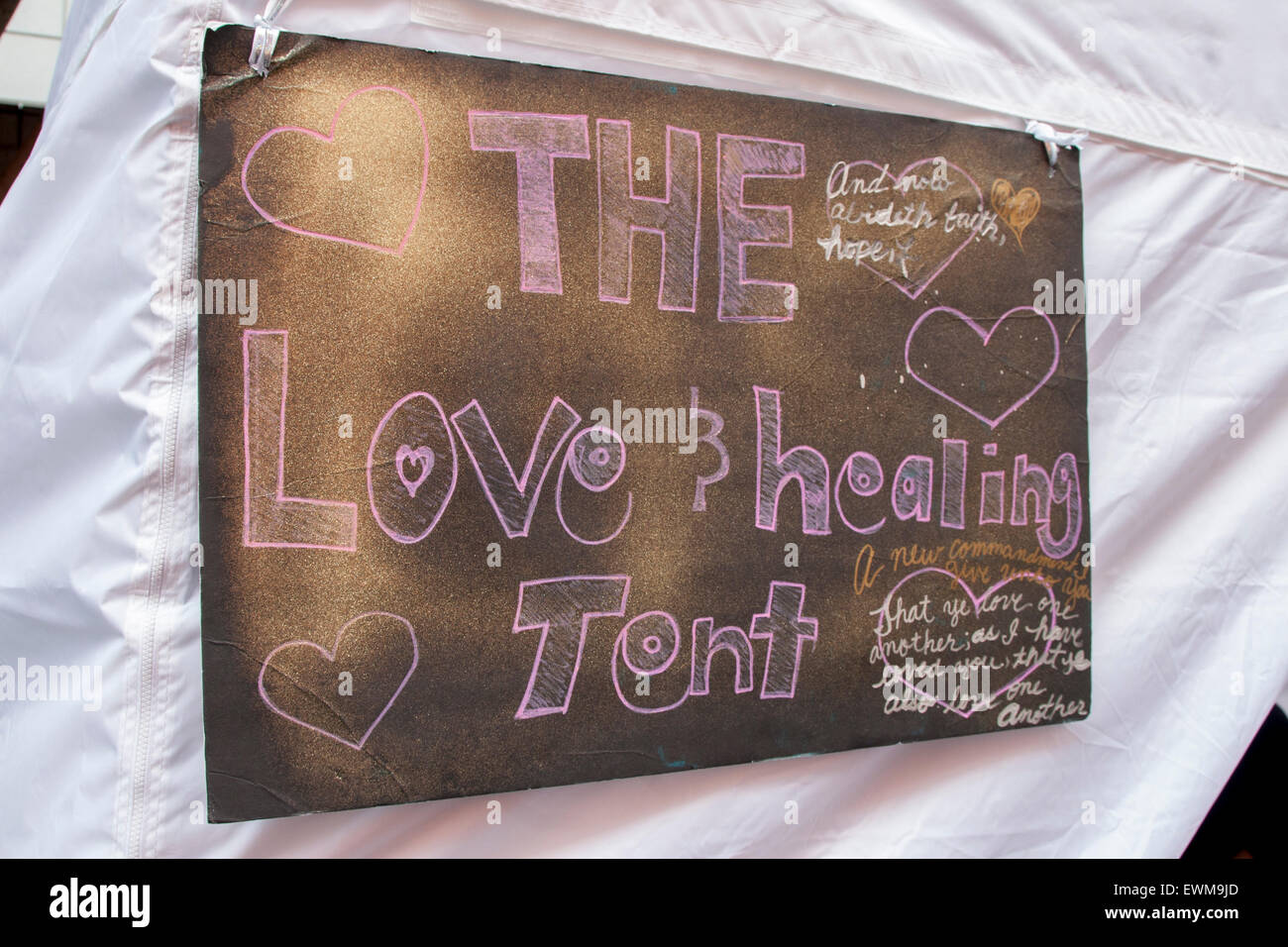 The Love & Healing Tent at the Gay Pride Parade in San Francisco ...