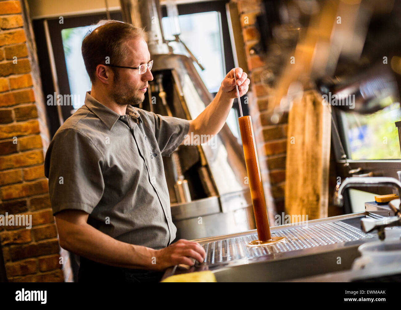 Beer spindle hi-res stock photography and images - Alamy