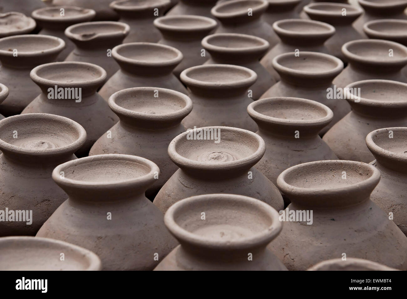 Indonesia pottery hi-res stock photography and images - Alamy